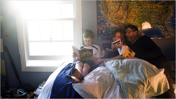 Sedge Thomson brings West Coast (A) Live