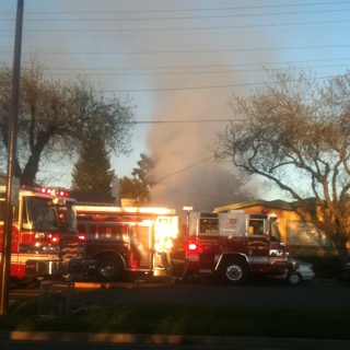 4-alarm fire on Sacramento Street