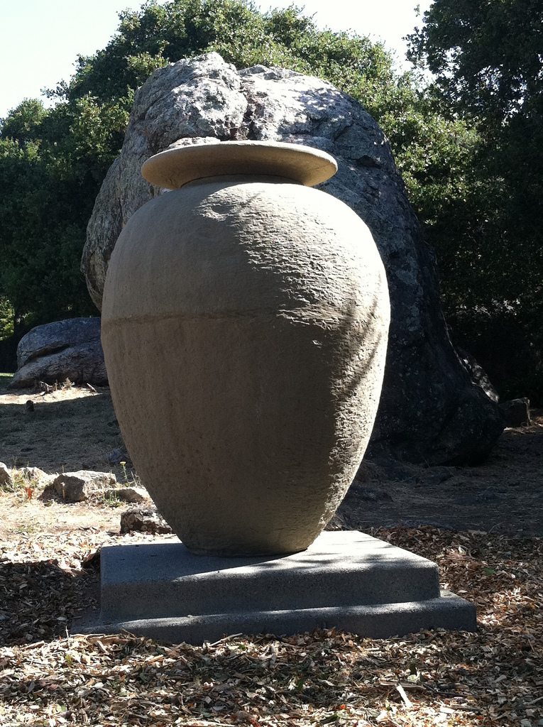 Historic urns restored in Berkeley's Thousand Oaks