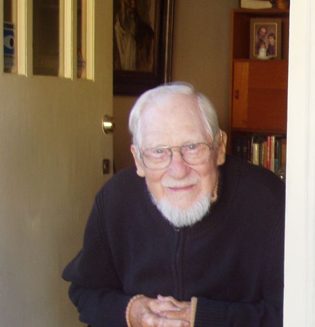 In memoriam: Ernest Bicknell II, newspaperman, mentor