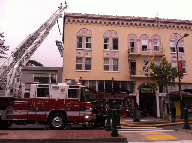Fire at Berkeley's Nash Hotel closes University Avenue