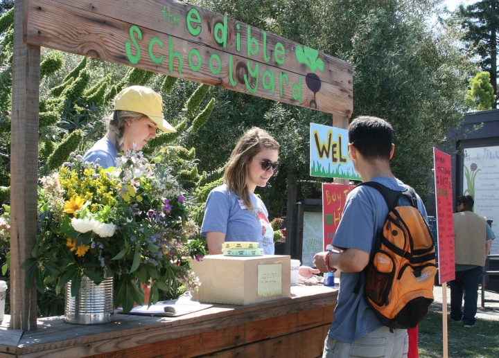 Despite theft, 'best ever' Edible Schoolyard Plant Sale