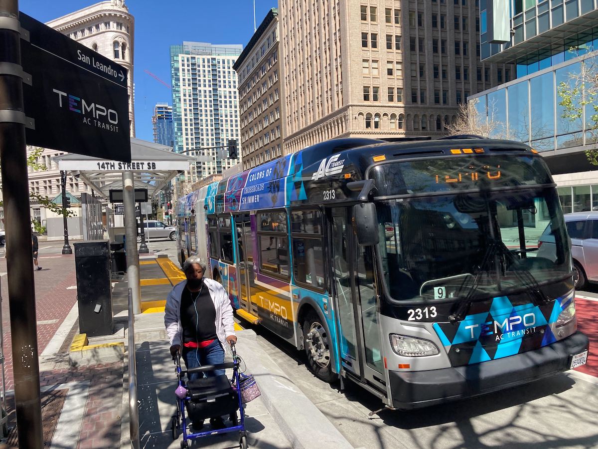 AC Transit buses will use AI cameras to enforce traffic laws