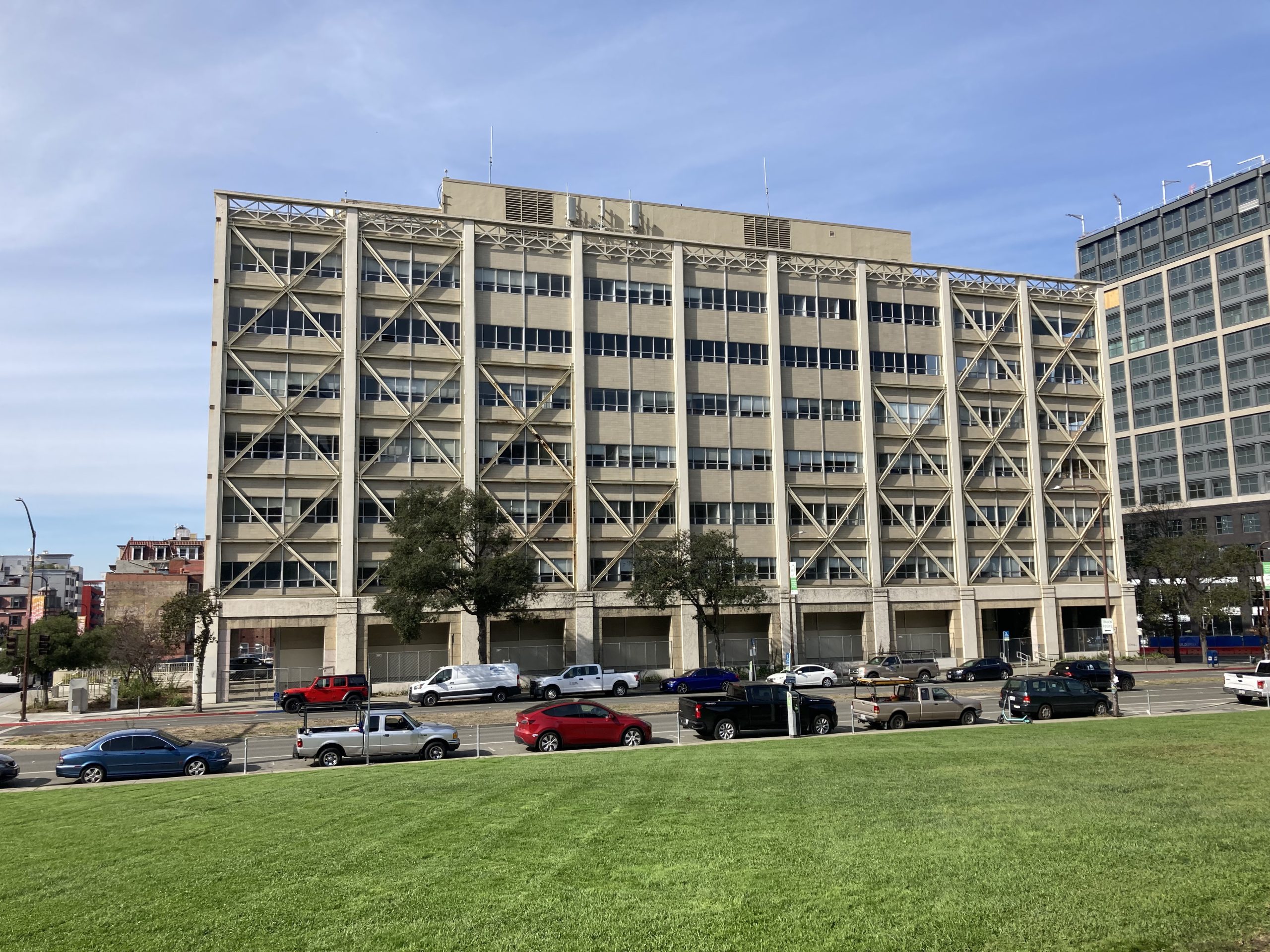 Cal plans to build 'innovation zone' with 2 big lab buildings in ...