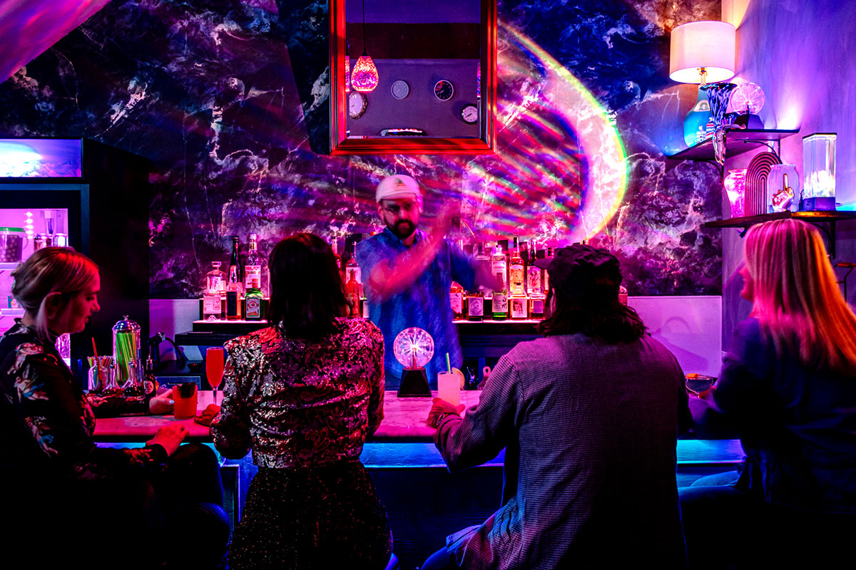 New Oakland bar Ninth Life serves '80s and '90s nostalgia