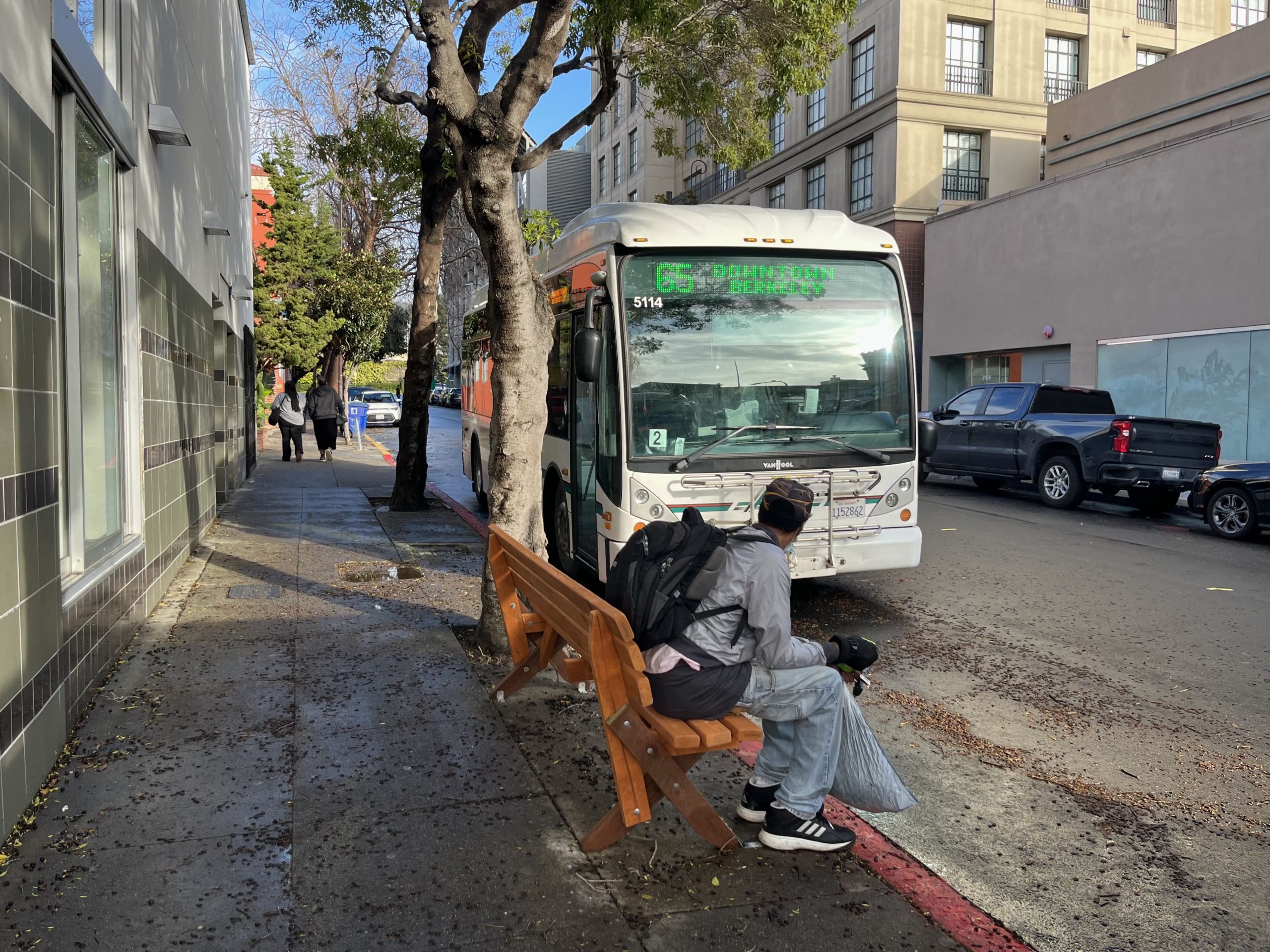 Guerrilla bus benches continue to pop up in Berkeley as city efforts stall