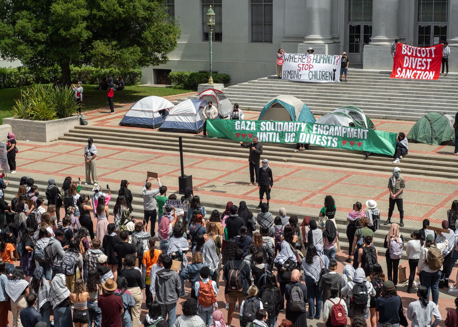 Amid Israel-Hamas war, colleges draw lines on faculty free speech