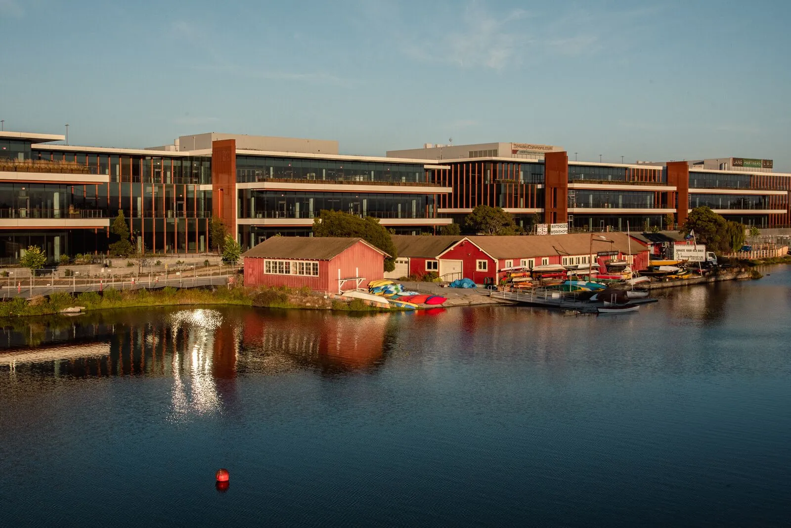 Berkeley Commons life science campus in Aquatic Park sits empty